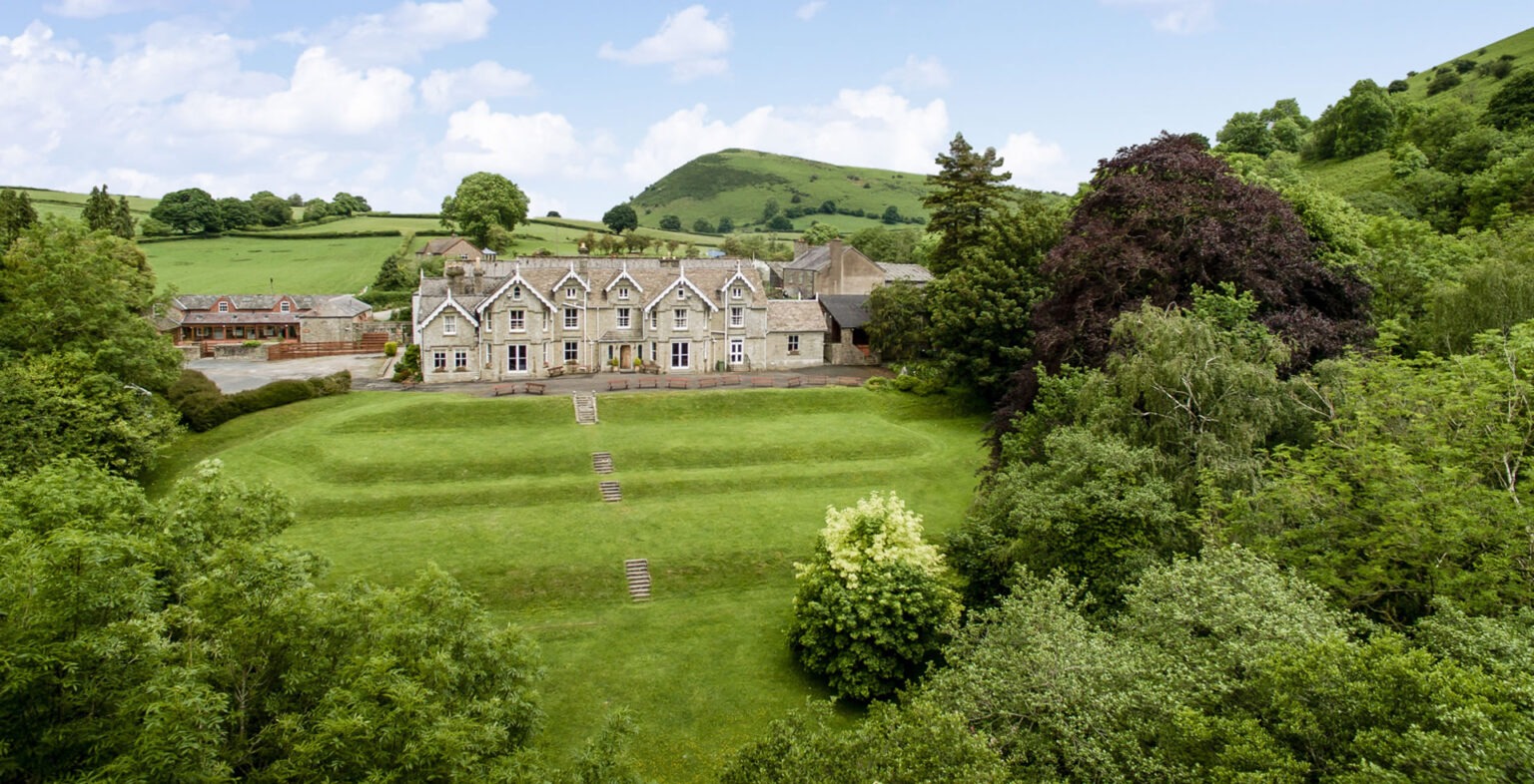 Dunfield House - Group Accommodation Centre in Herefordshire